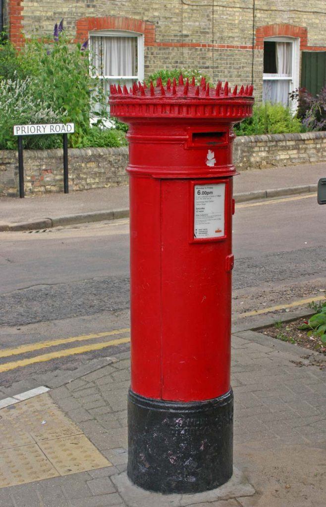 The English post box – England's Puzzle