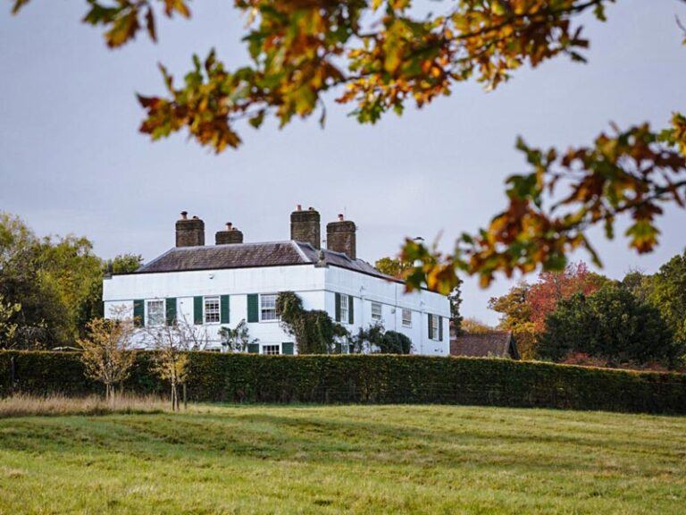 Gatehouses of Windsor Great Park | England's Puzzle