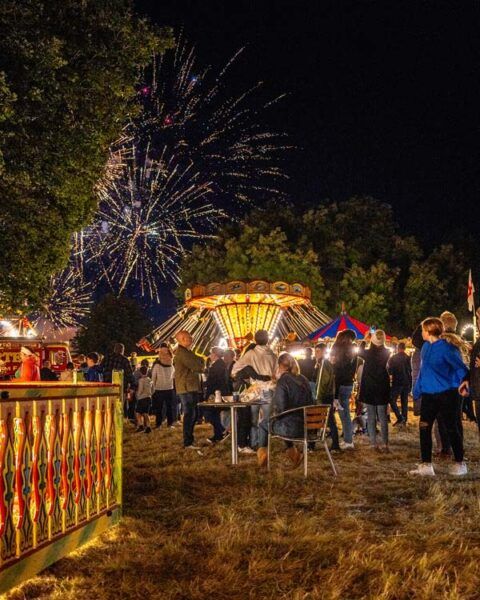The English steam fair – England's Puzzle